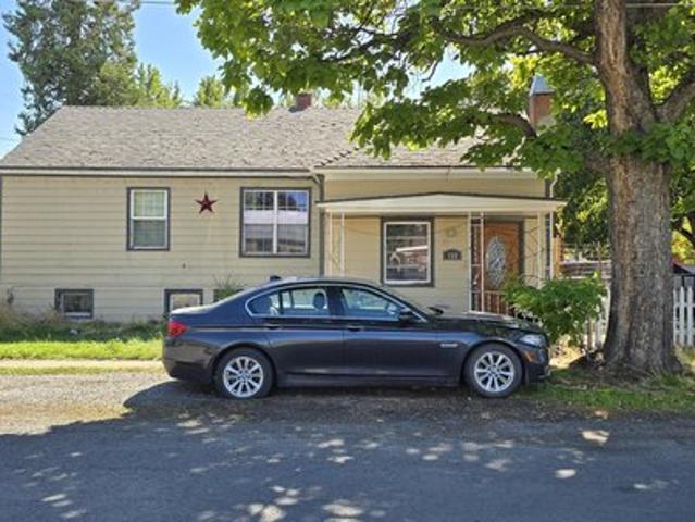 156 E Ash St, Union, OR 97883