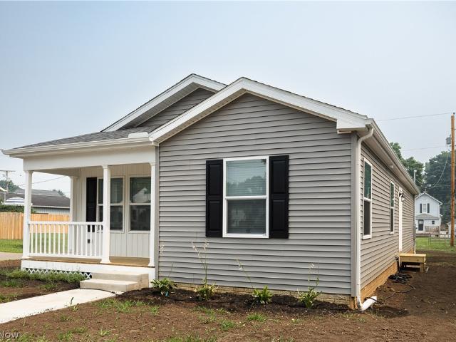 156 E Channel Street