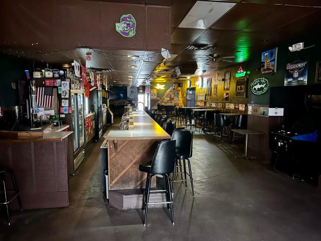 156 E Lincoln Highway