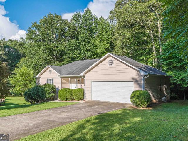 156 Edwards Way