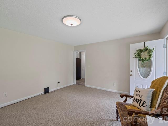 156 Eskimo Drive