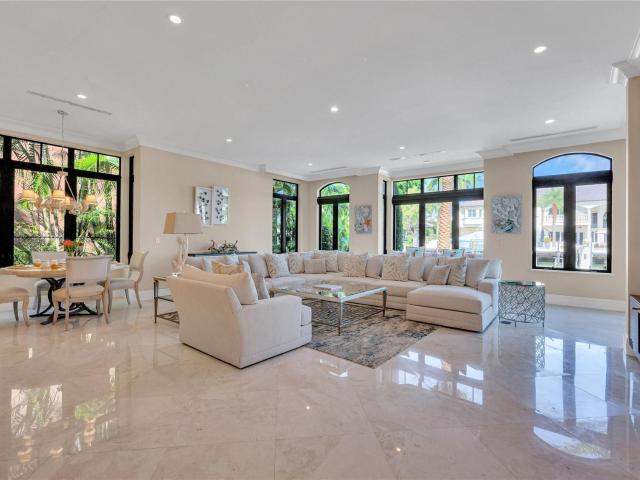 156 Fiesta Way, Fort Lauderdale, FL