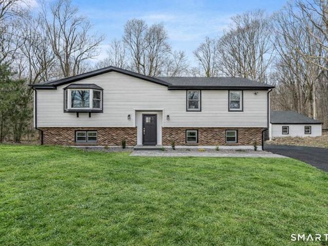 156 Fresh Meadow Ln, Milford, CT 06461