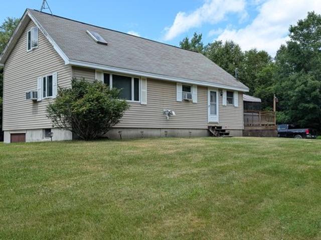 156 Hancock Pond Rd, New Portland, ME 04961