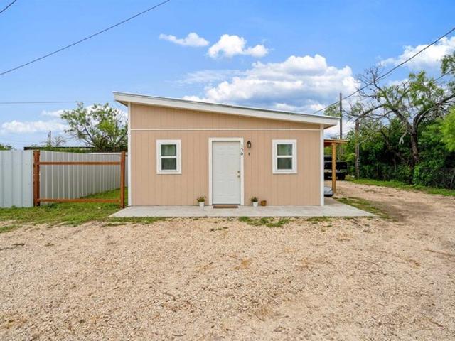 156 Harvey Dr, Del Rio, TX 78840