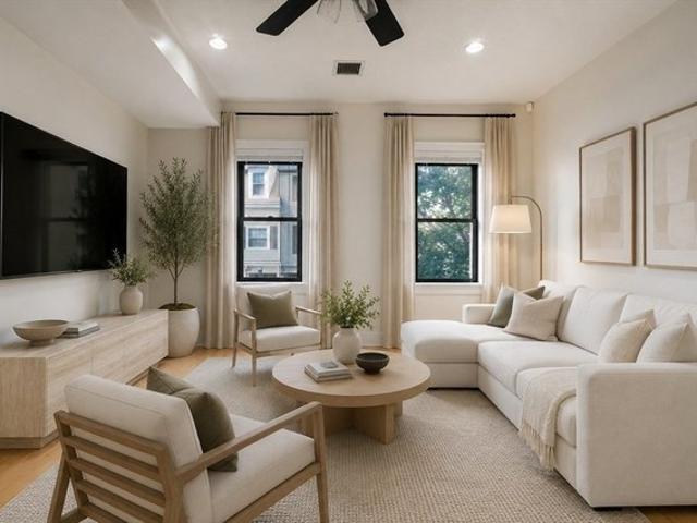 156 O St Unit Ph, Boston, MA 02127