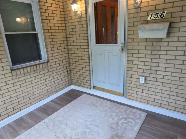 156 Oakland Ave