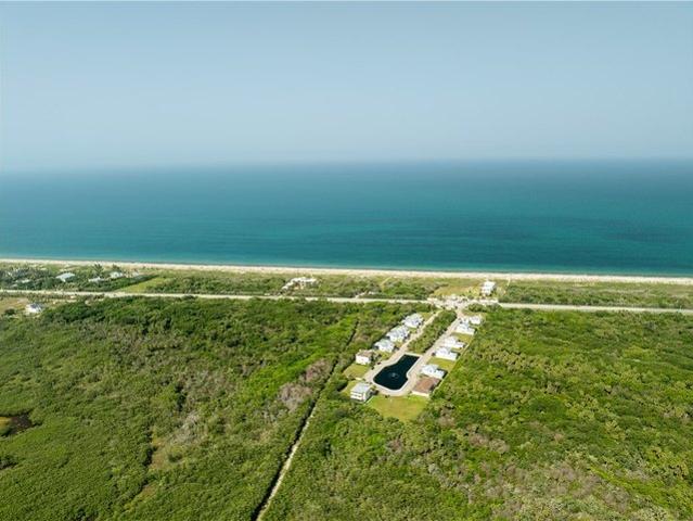 156 Ocean Estates Dr, Hutchinson Island, FL 34949