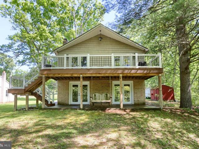 156 Lakeside Drive
