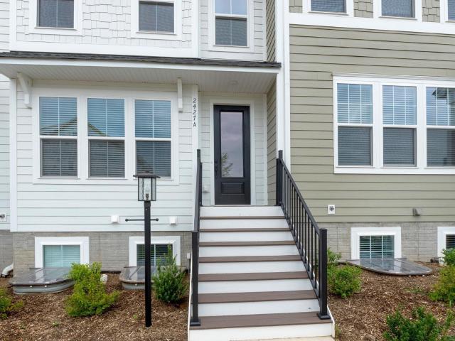 156 leeham st a & b