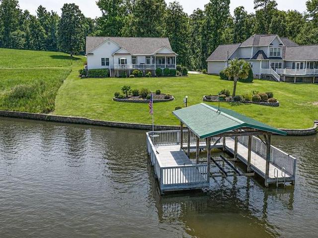 156 Mountain Shore Dr, Greenwood, SC 29649