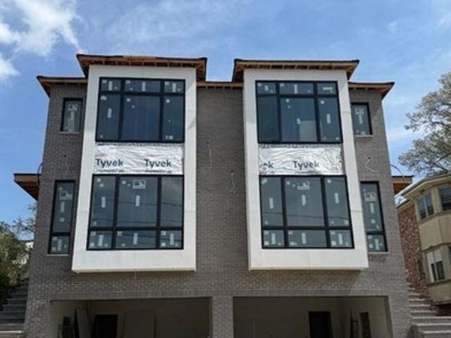 156 Morningside Ln, Palisades Park, NJ 07650