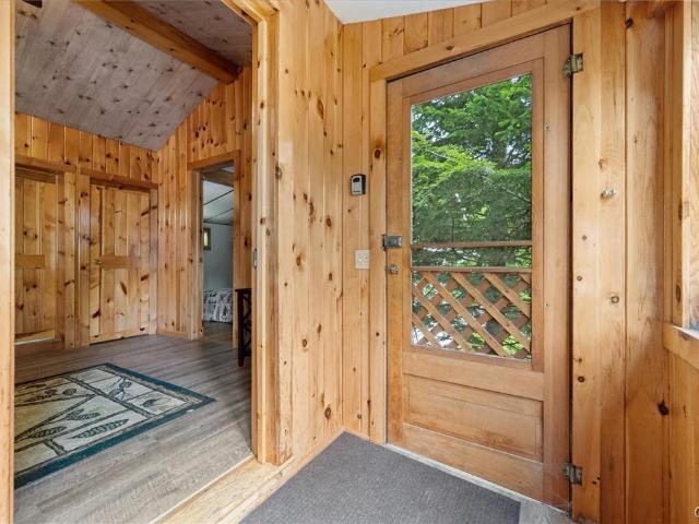 156 Minnow Brook