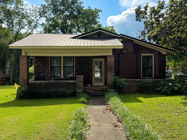 156 N Brooks St, Pontotoc, MS 38863