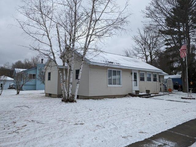 156 S Sterns St, Barryton, MI 49305
