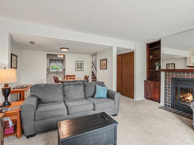 156 Steeleway Farm Court