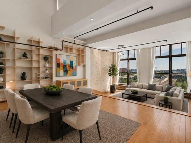156 Porter St Apt 408, Boston, MA 02128