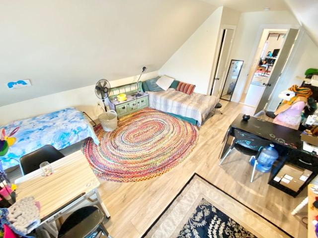 156 Park/Myrtle Street 2 Bedroom Apartment for Rent at 156 Park St, Burlington, VT 05401 Old North End