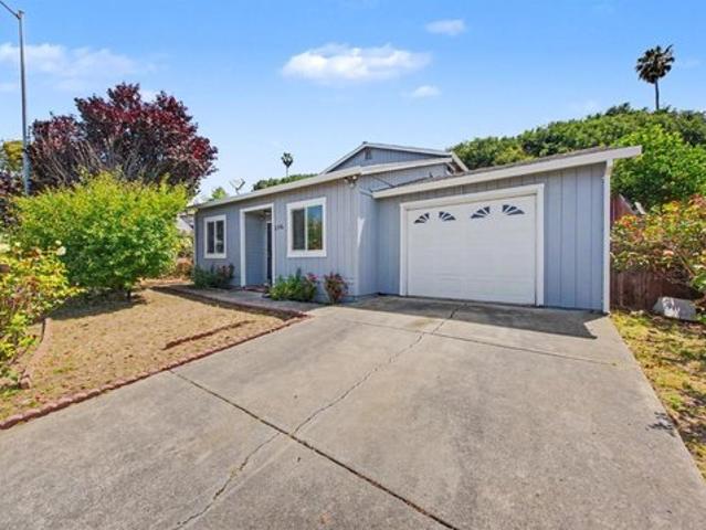 156 Peach St, Vallejo, CA 94589