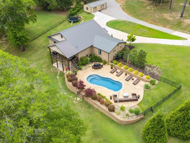 156 Primrose Lane