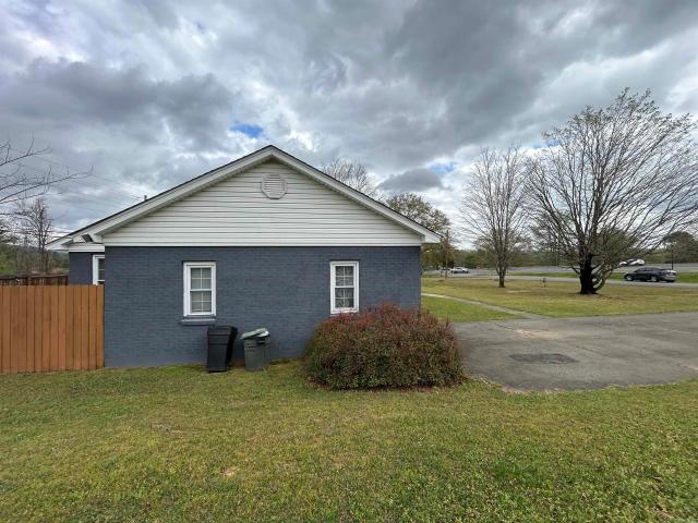 156 W James Road