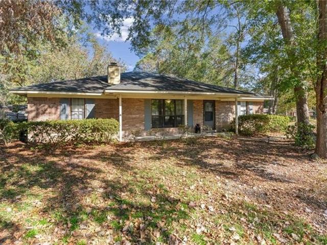 156 W Peach Ave, Kingsland, GA 31548
