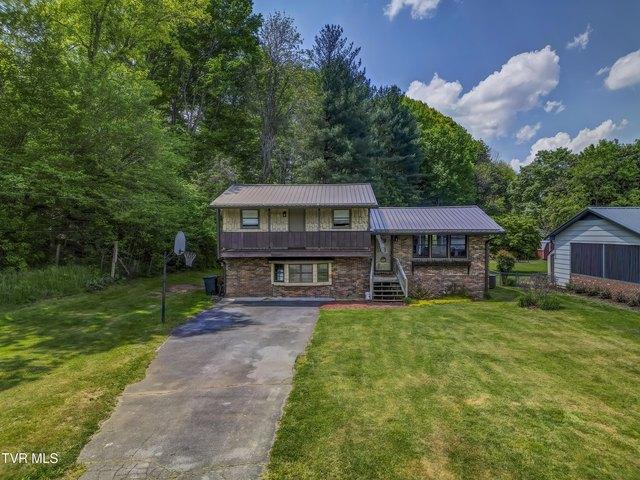 156 Warrior Ln, Johnson City, TN 37601