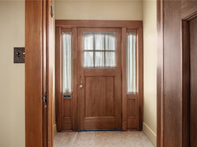 156 Windemere Rd Road