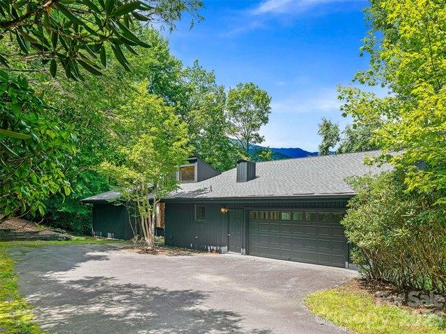 156 Winter Star Loop, Burnsville, NC 28714