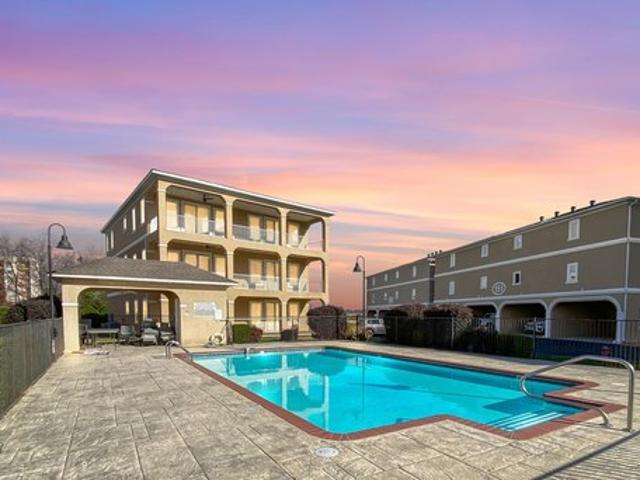 156 Villa Pt Apt B, Hot Springs, AR 71913