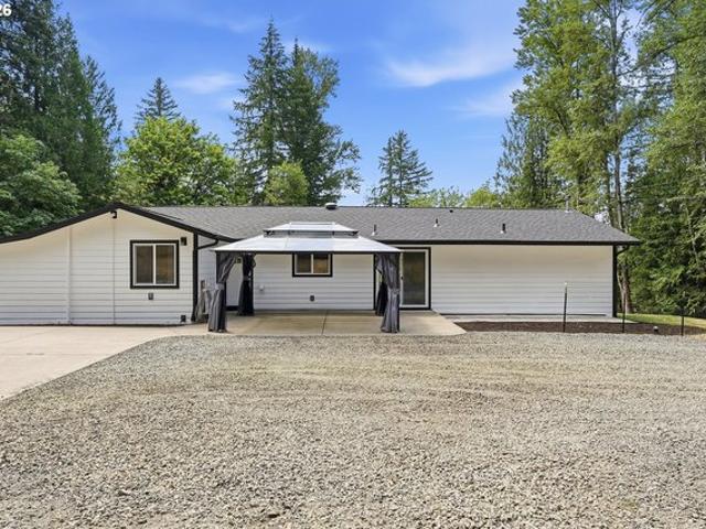 15741 S Gilchrist Rd, Mulino, OR 97042