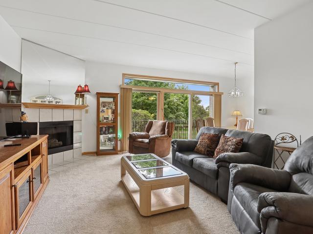 15745 Ravinia Avenue # 1w