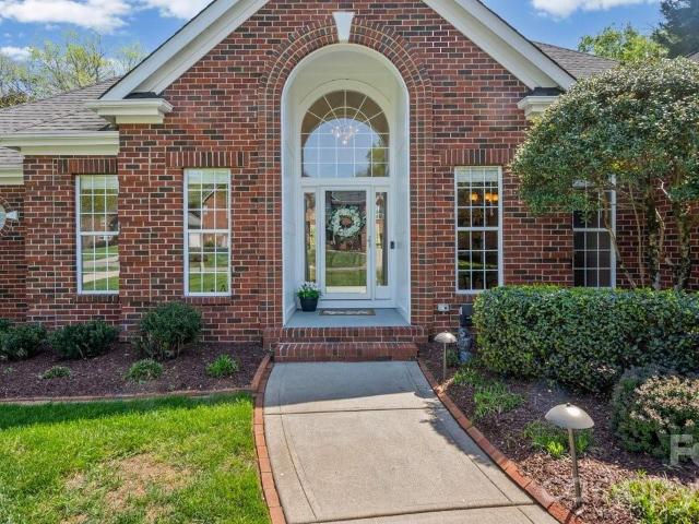 15746 Agincourt Dr, Huntersville, NC 28078 | Compass