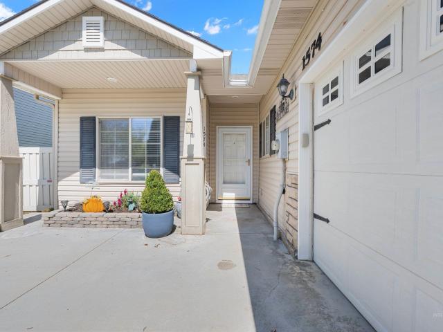 1574 N Wintertree Ave, Meridian, ID 83642 | MLS #98983 | Compass