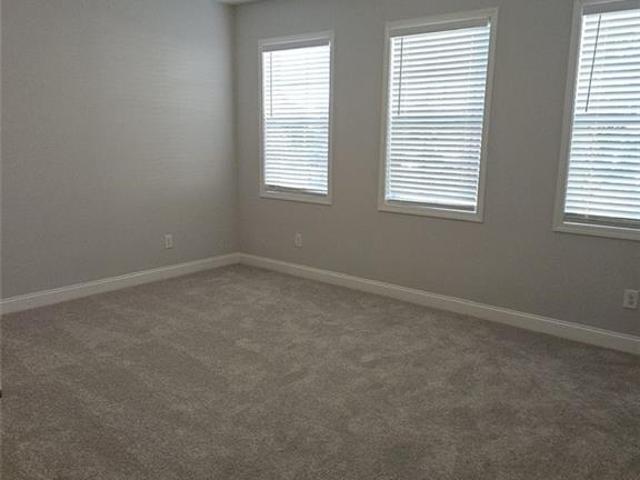 1574 Gin Blossom Circle