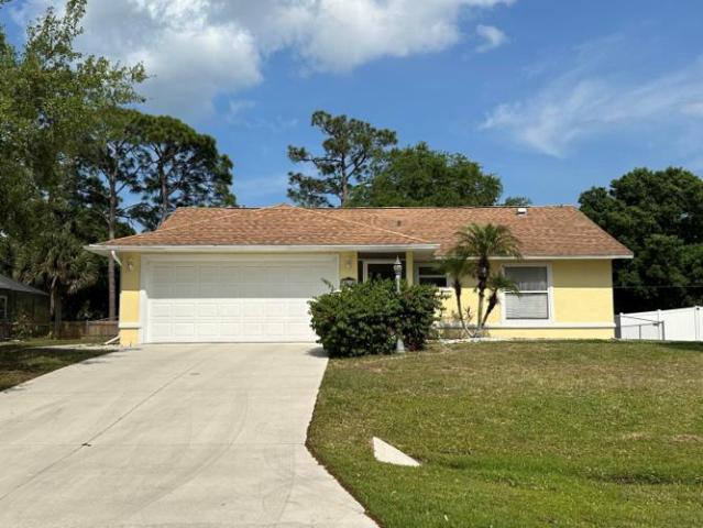 1574 Pleasantview Ln, Sebastian, FL 32958