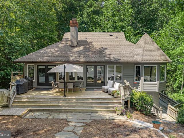 1574 Riverwood Drive