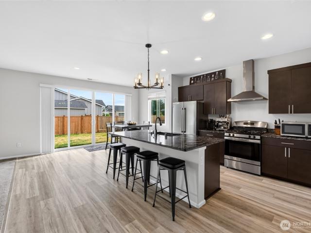 1574 th Street Ct E