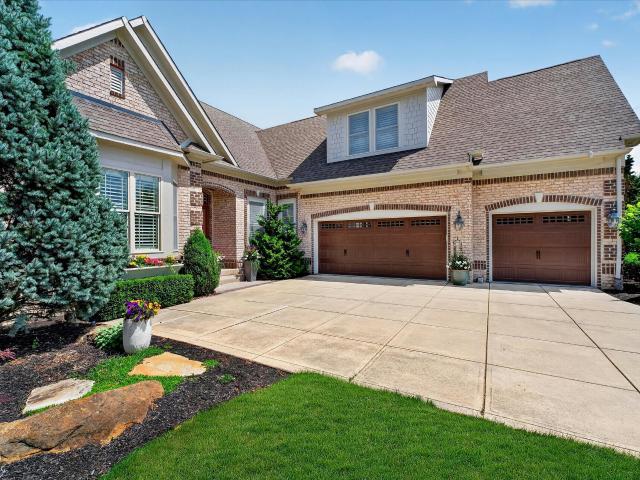 15752 Hawks Way