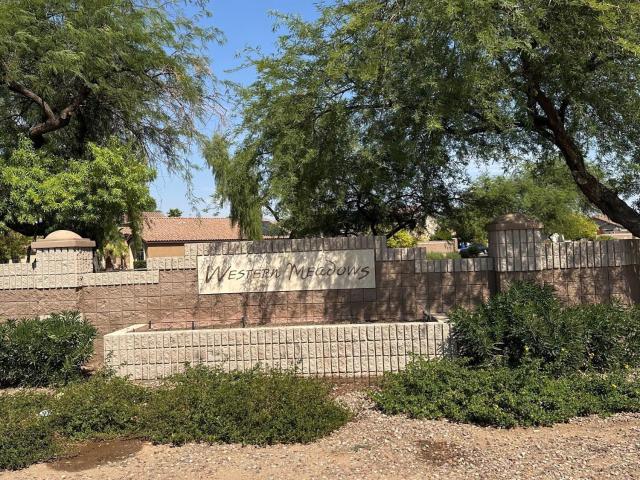 15756 w redfield road