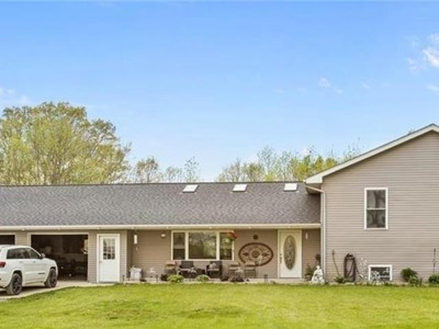 15756 Lewis Rd, Mussey, MI 48014