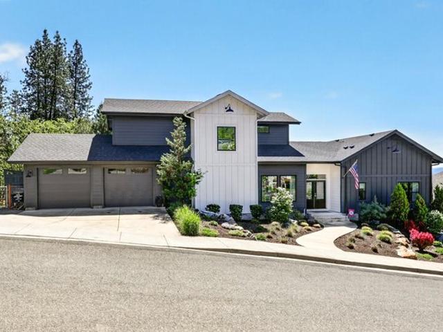 1575 NE Noble Hts, Grants Pass, OR 97526