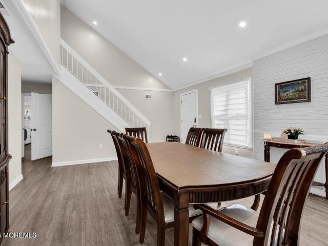 1575 Alamitos Drive