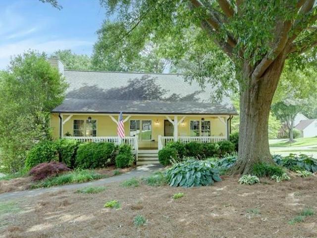 1575 Redbud Trail, Marietta, GA 30066
