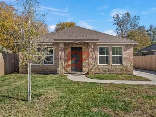 $1575 Section 8 3 Bedroom 2 Bathroom Apartment In Waco With.