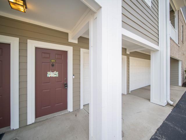 1575 Sierra Springs