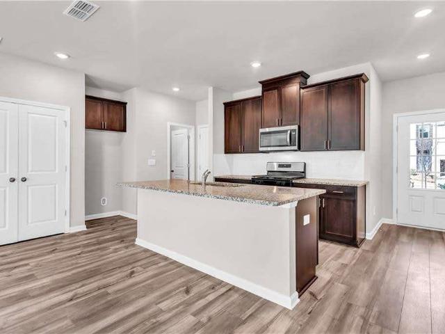 1575 Villageside Court