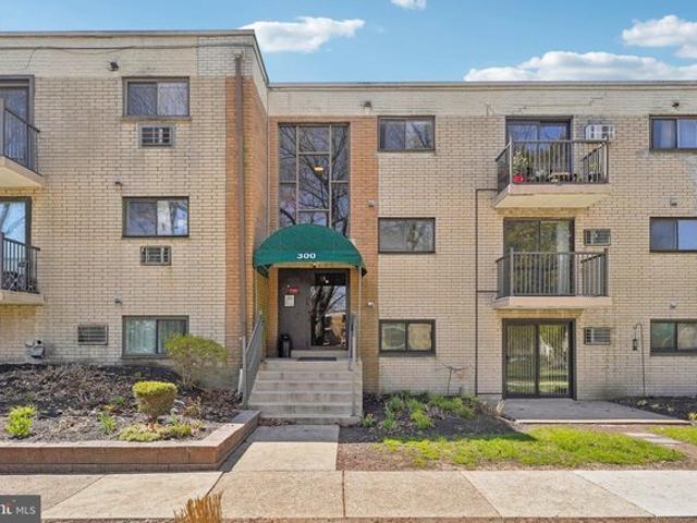 1575 W Street Rd Apt 327, Warminster, PA 18974