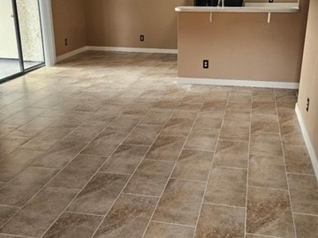 1575 W Warm Springs Road 3412