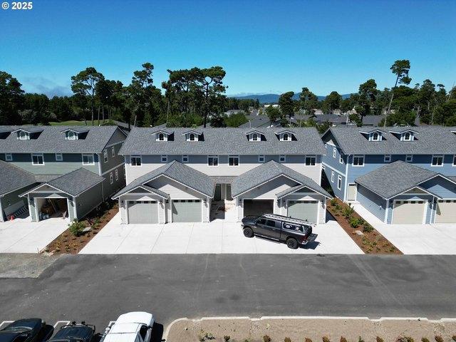 1575 37th St, Florence, OR 97439